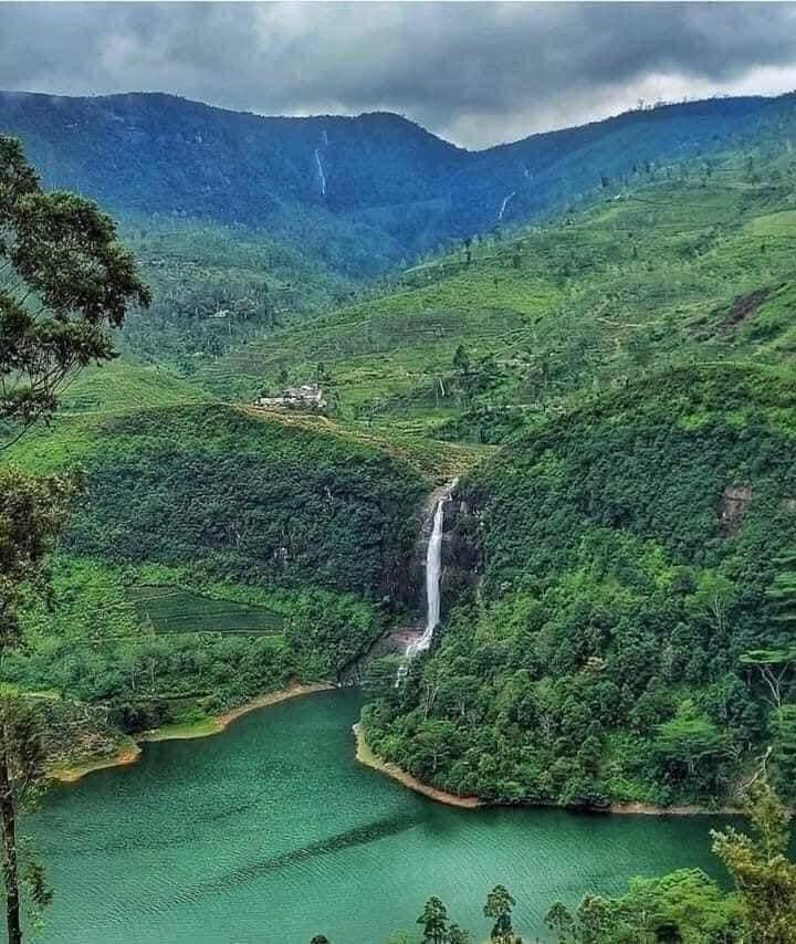 Discover The Hidden Beauty Of Gartmore Falls » Tour My Lanka - Travel Blog