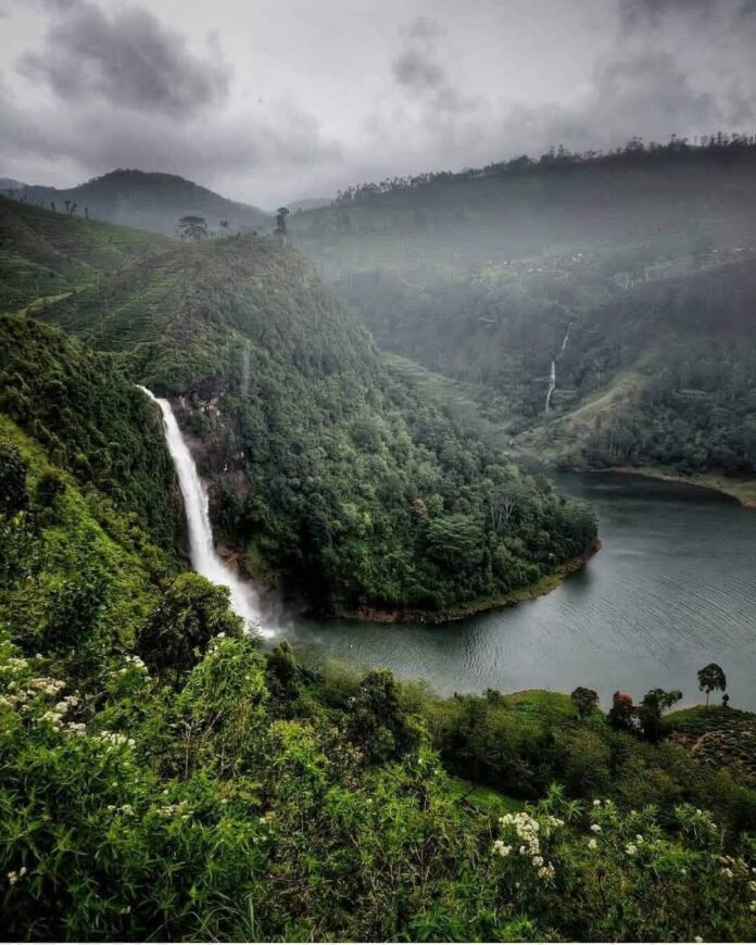 Discover The Hidden Beauty Of Gartmore Falls » Tour My Lanka - Travel Blog